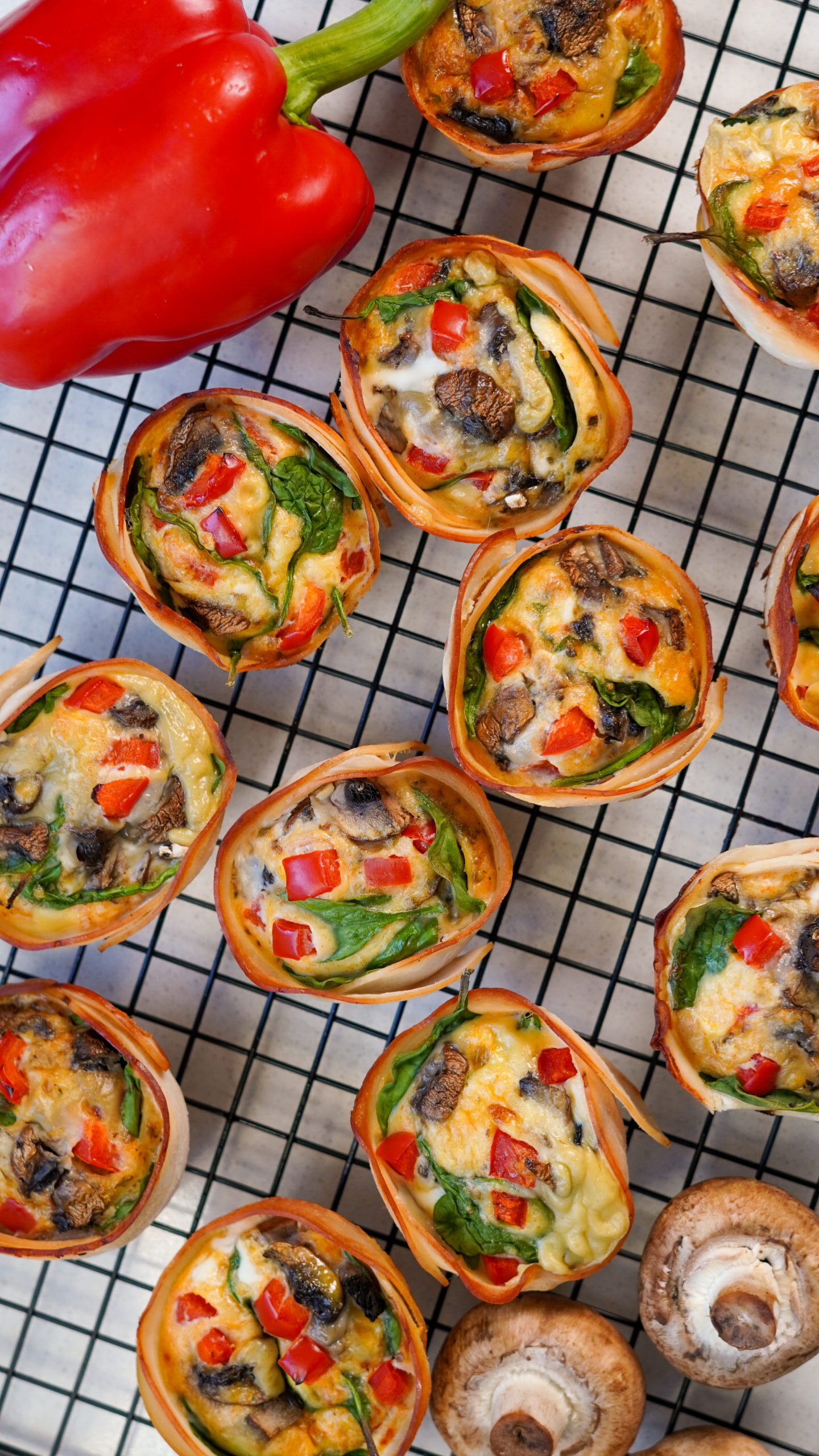Low Carb, High Protein Breakfast Cups - healthyfloflo