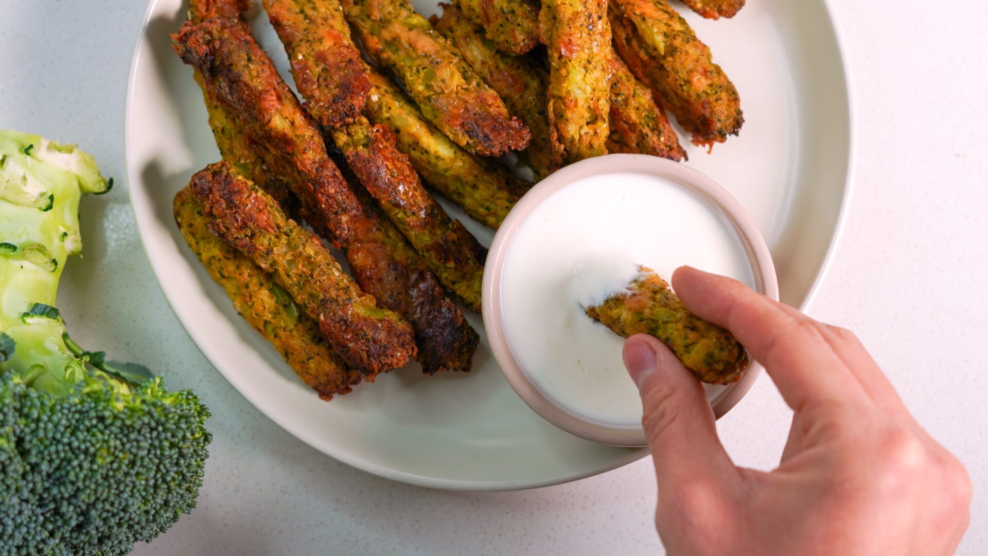 Cheesy Broccoli Sticks (Crispy, Baked & Kid-Friendly) - healthyfloflo